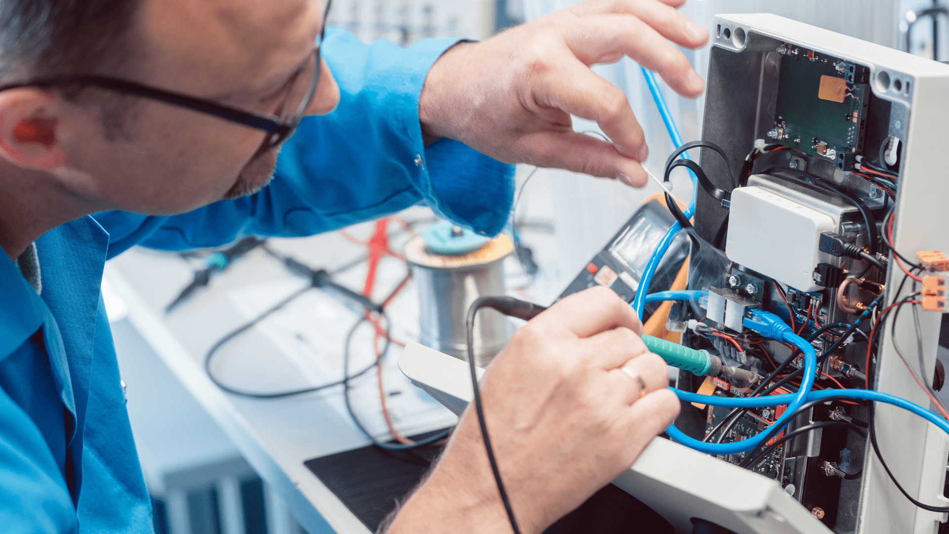BASIC ELECTRICAL & ELECTRONIC TROUBLESHOOTING BASIC ELECTRICAL & ELECTRONIC TROUBLESHOOTING
